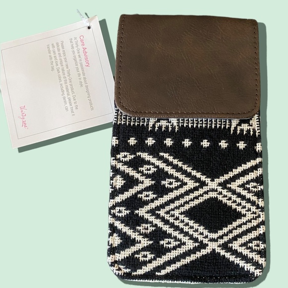 thirty-one | Bags | Thirtyone Call Me Crossbody Rio Weave | Poshmark
